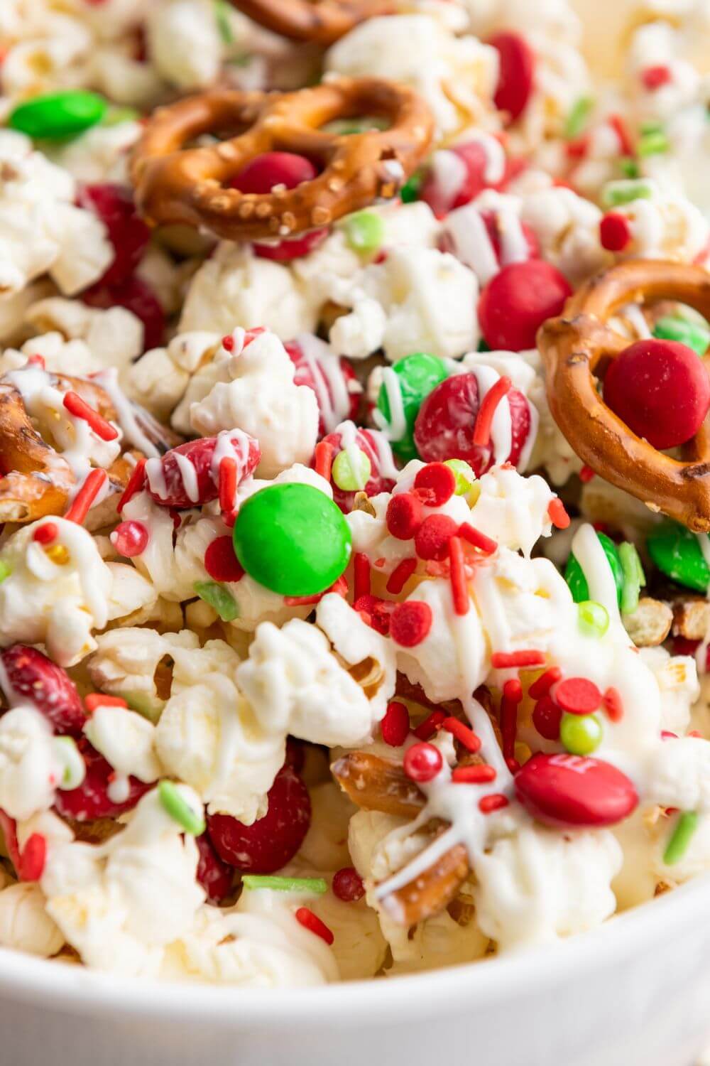 Christmas Popcorn Recipe - Easy Cozy Homemade